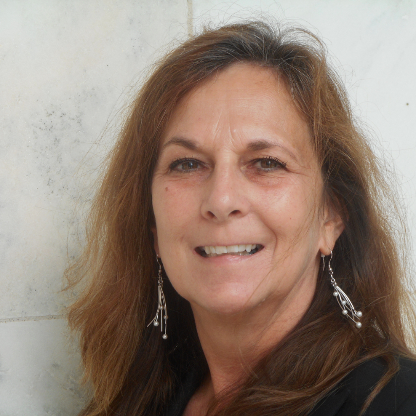 HEELS ENGAGE - About